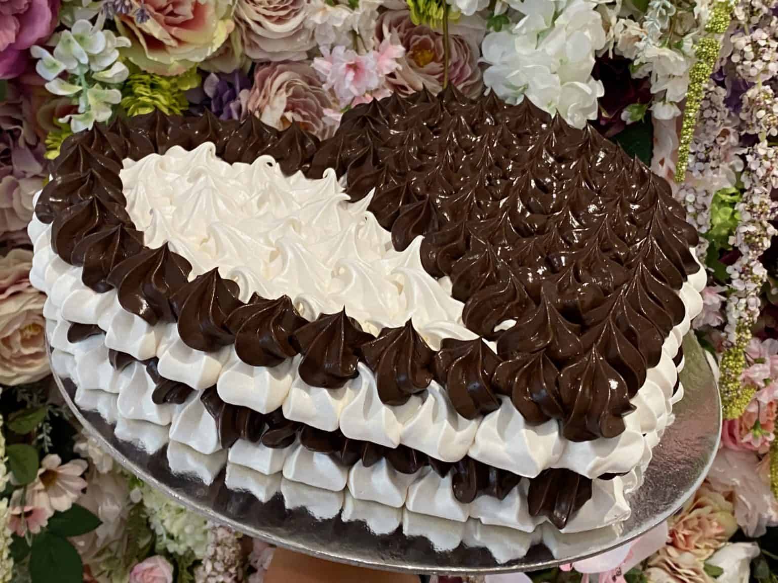 Penová torta srdce 1800 gr bez múky - Torty Nitra